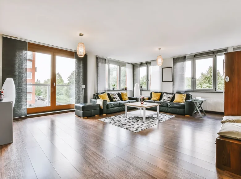 Three bedroom Apartments for sale in Moscow, Russia - Buy 3 BHK Flat
