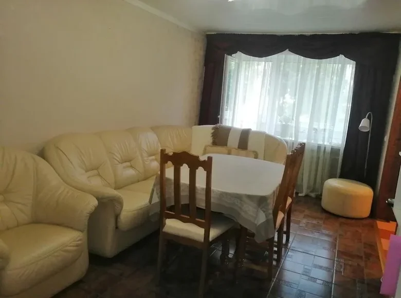3 room apartment for sale in Orsha, Belarus for $37,000 - listing #3601363