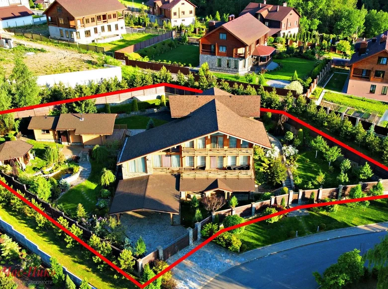 Продается Коттедж 707 м² в Логойском сельском Совете за Цена по запросу ...